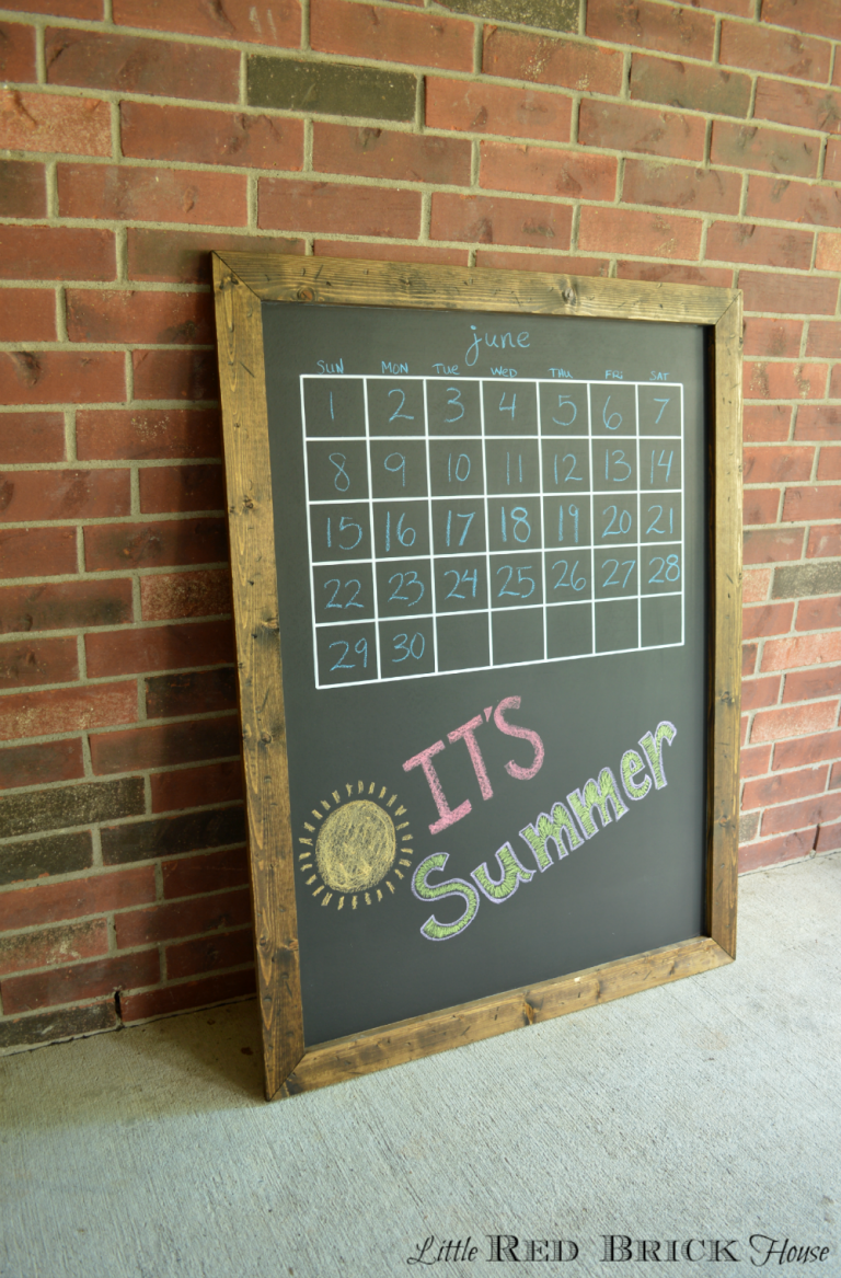 15 Easy DIY Chalkboard Project Ideas That Are Perfect For Beginners
